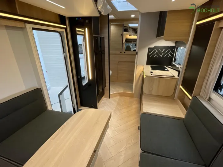 Challenger Etape Edition 270 Modell 2025 / Automatik / Arctic als Teilintegriert in Bocholt bei ...