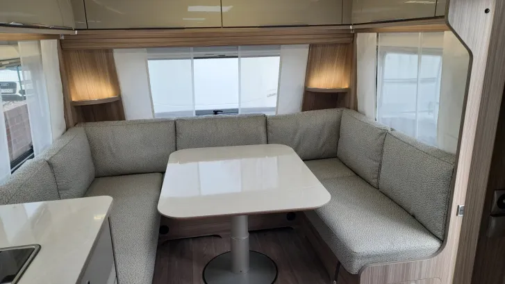 Fendt Tendenza 650 SFD Sie sparen 9545,- mit Klima als Wohnwagen in ...